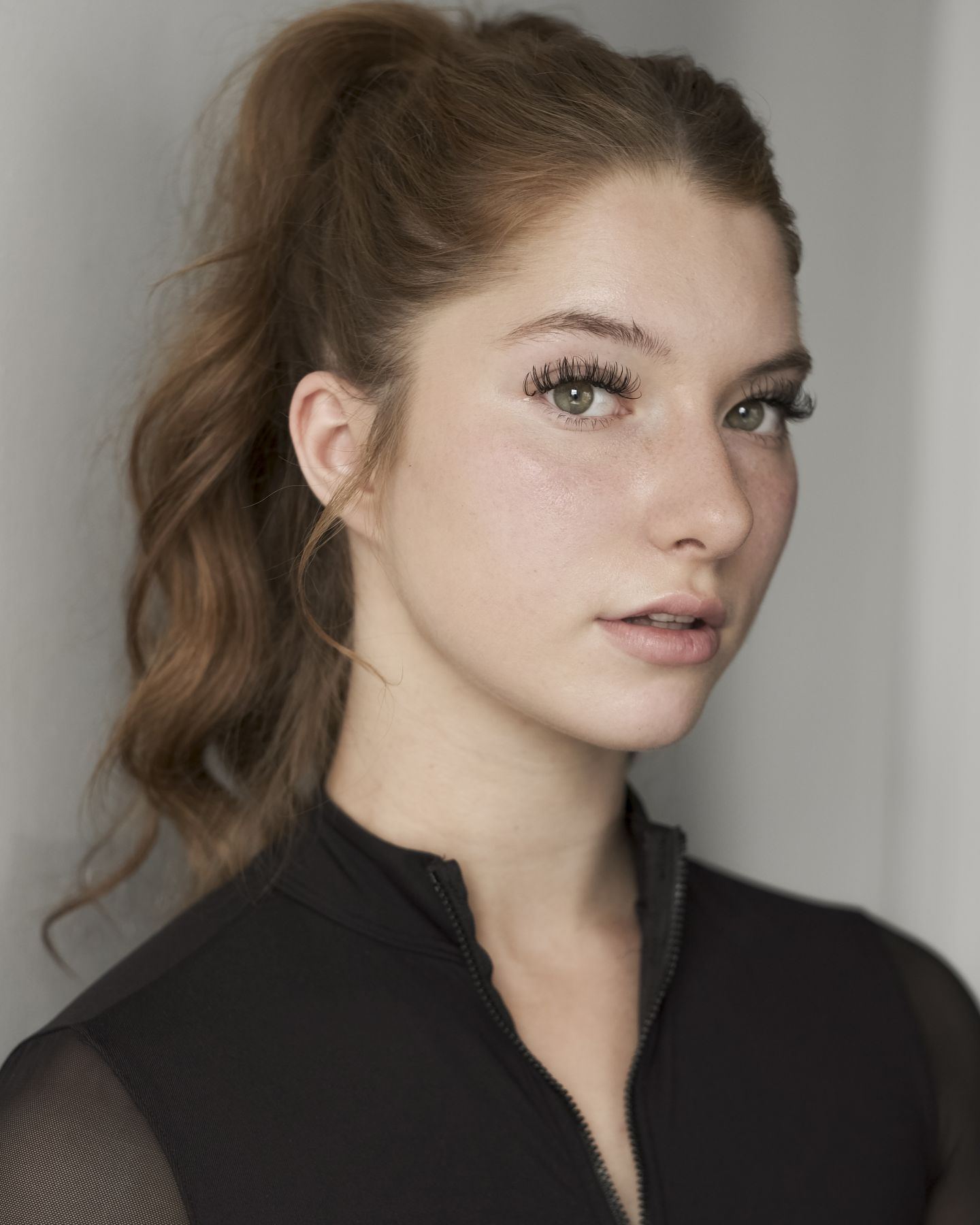 KAITLYN NICHOLSON – Network Artist Management